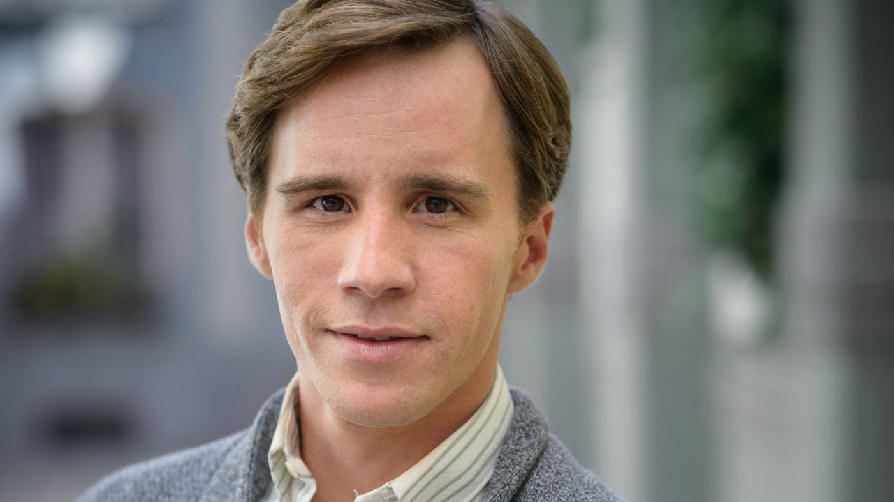 Bernabé Fernández es Samuel