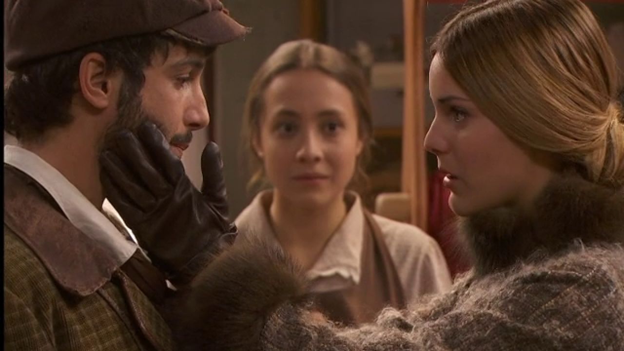 Soledad conoce a Simón