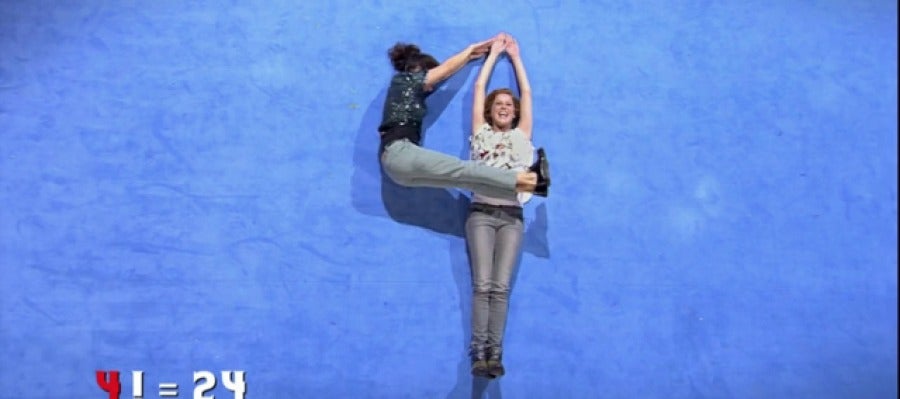 María Castro muestra su elasticidad en el 'Alfa body' | ANTENA 3 TV