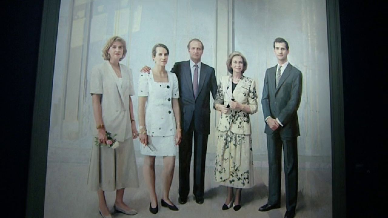 El cuadro de 'La Familia de Juan Carlos I', expuesto en el Palacio Real ...