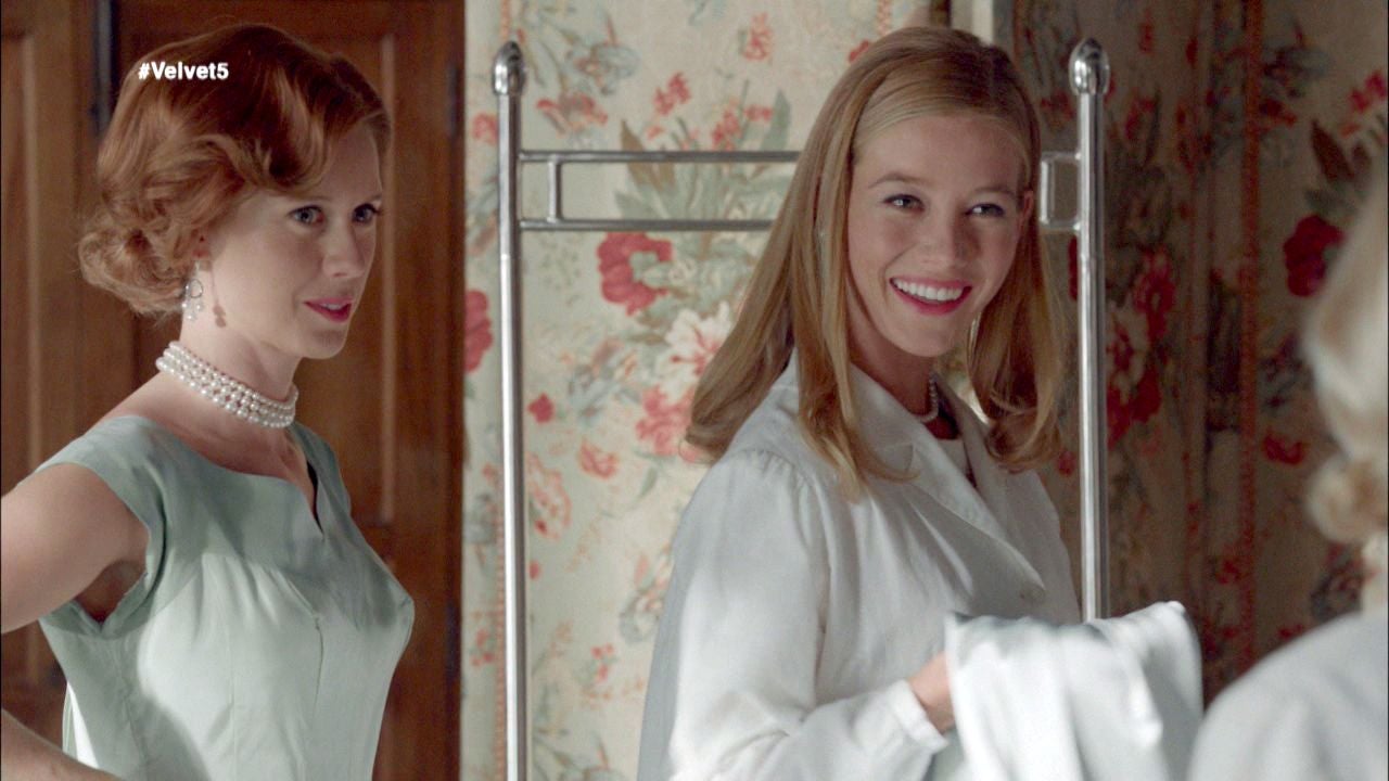 Lucía le llama lucifer a Rita