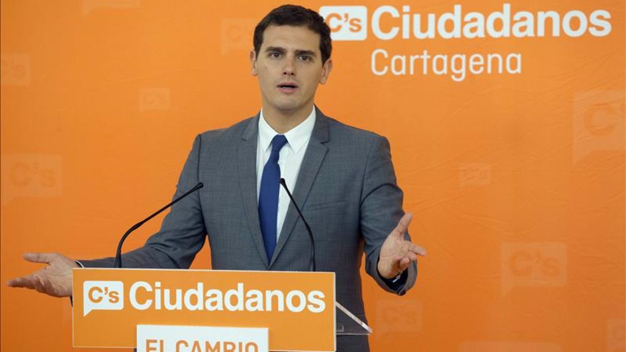 Albert Rivera: "No me comprometo a que gobierne la lista más votada"