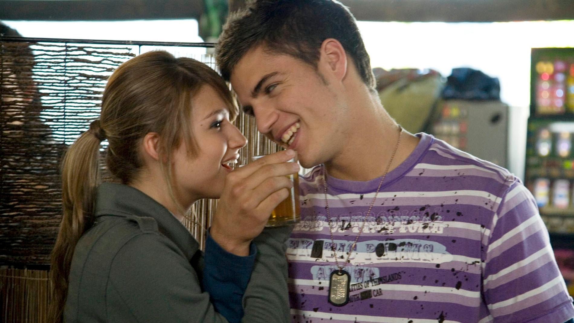 "Te echo de menos": La foto de Úrsula Corberó y Maxi Iglesias que nos ...