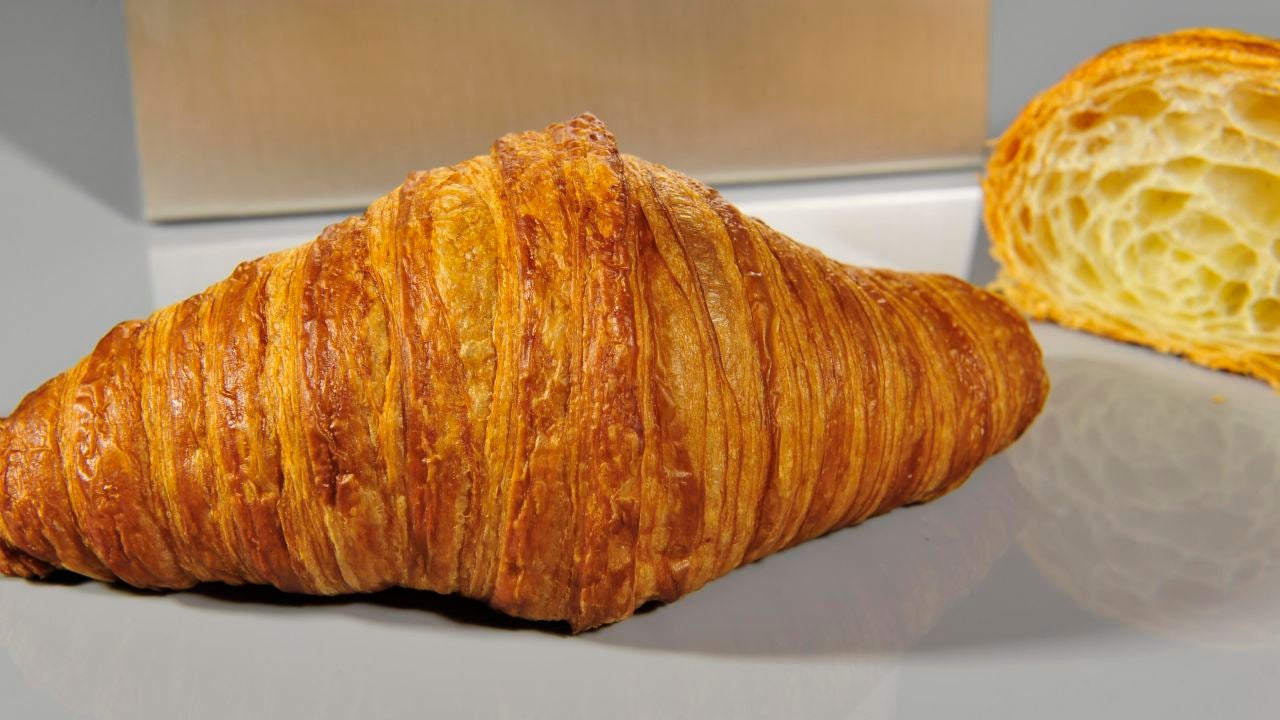 ¿Cómo saber si el cruasán que te estás comiendo es malo?