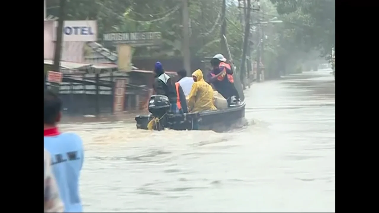 Lluvias Monzónicas En El Sur De La India Causan 324 Muertes