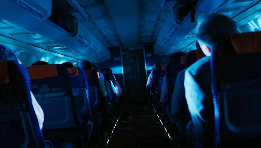 VIDEO-MANIFEST:El vuelo 828 de Montego Air sufre unas fuertes ...