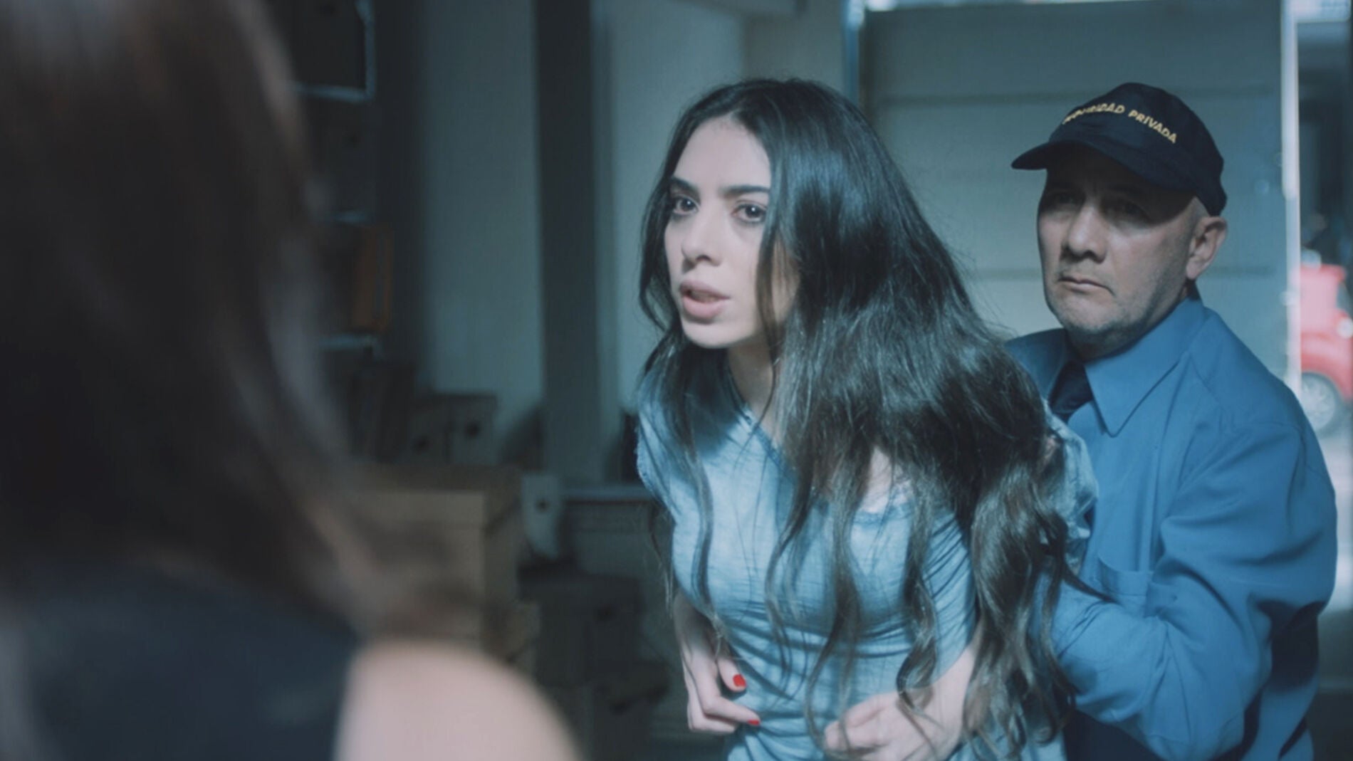 La madre biológica de Soledad sufre por la pérdida de su hija en el pasado