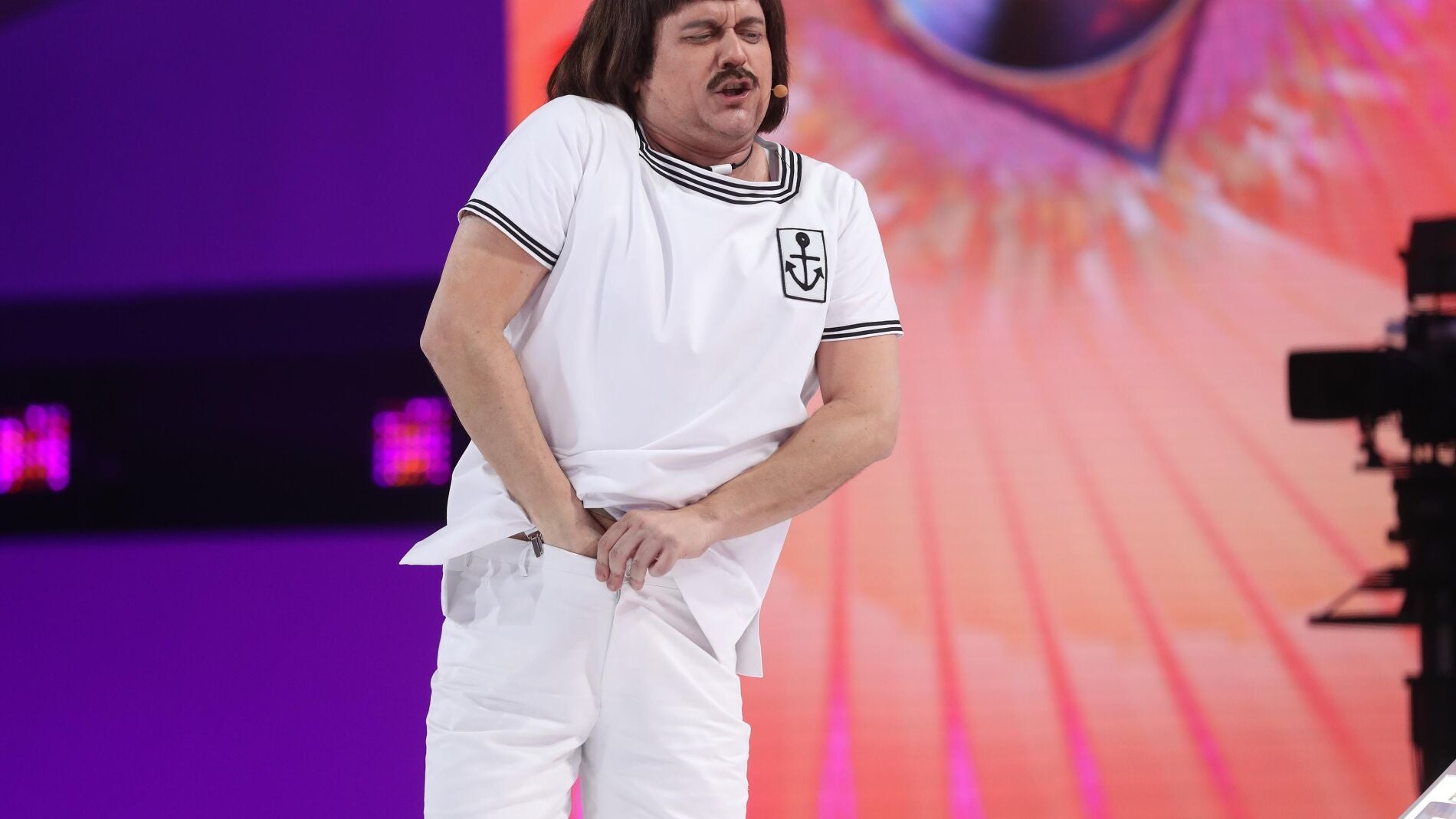 El Monaguillo enseña su 'paquete': "Voy con la verdad por delante"