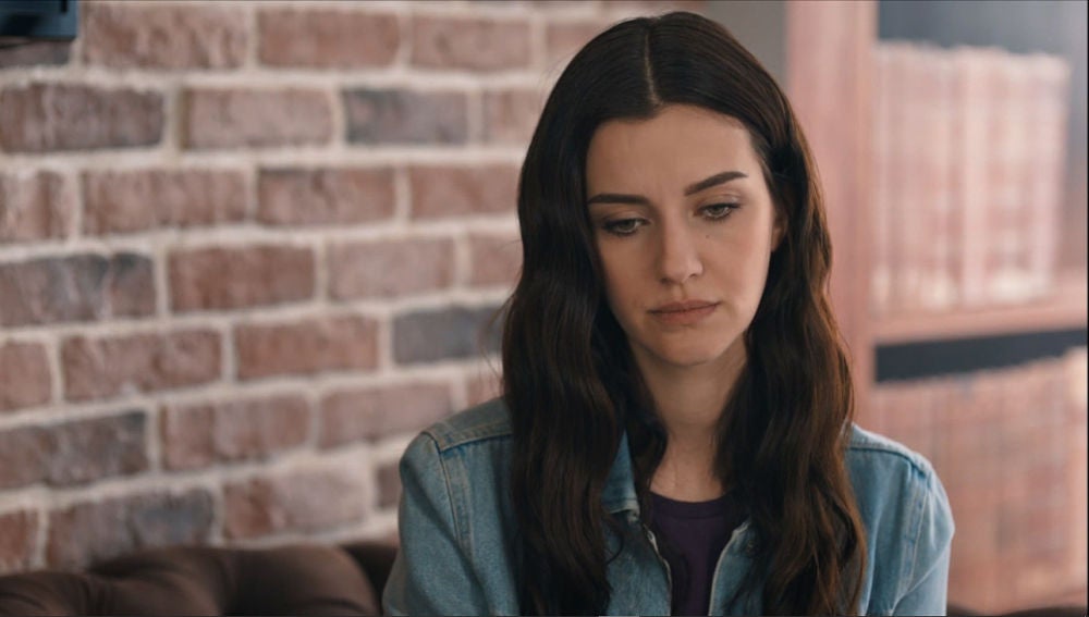 Nefes contiene el aliento de los telespectadores en 'Fugitiva'