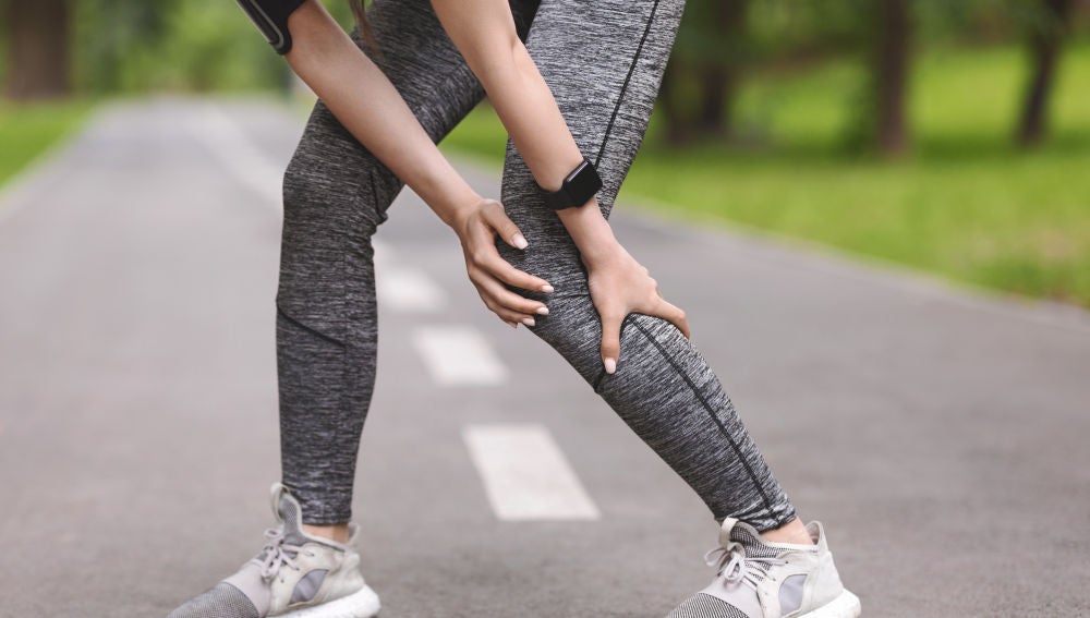 Los motivos por los que se te puede subir el gemelo mientras duermes