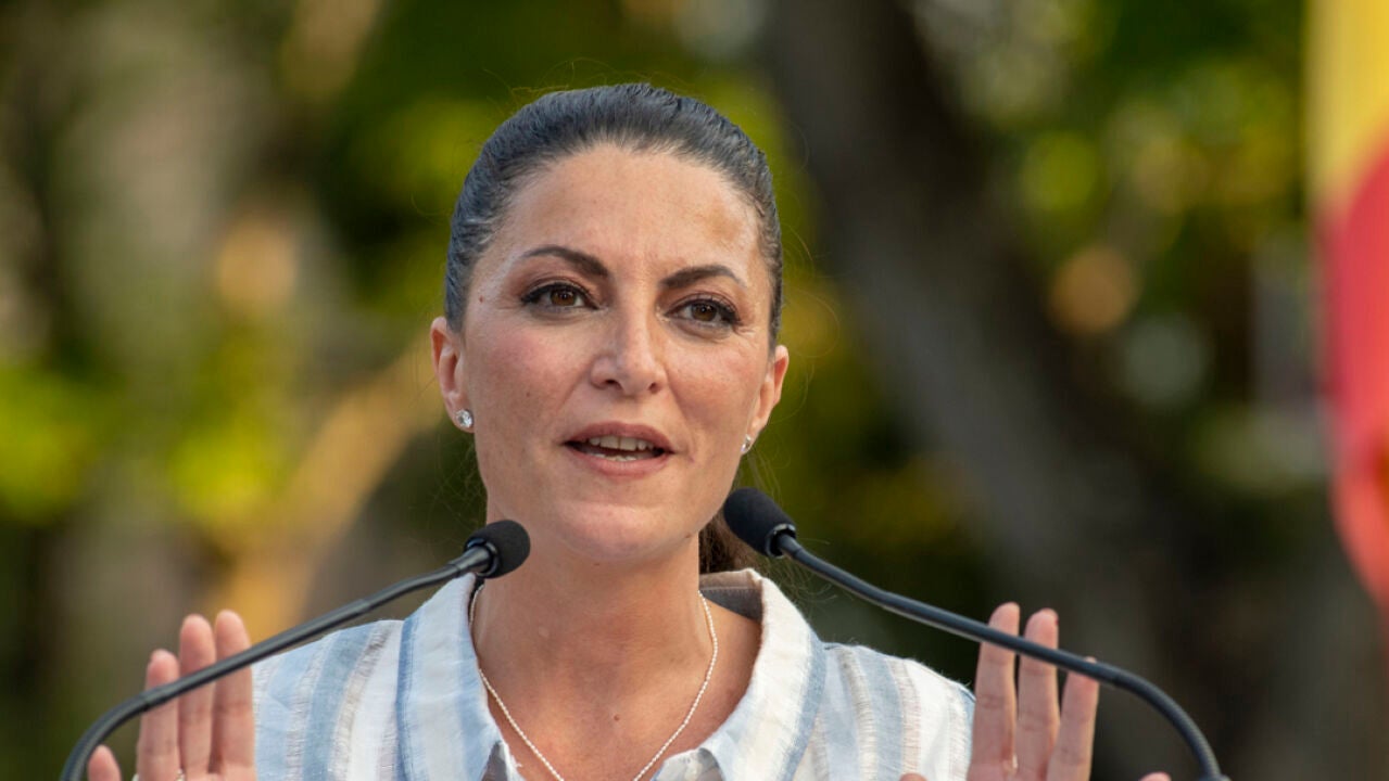 Macarena Olona logra aforo completo en la conferencia que ofrece en Panamá