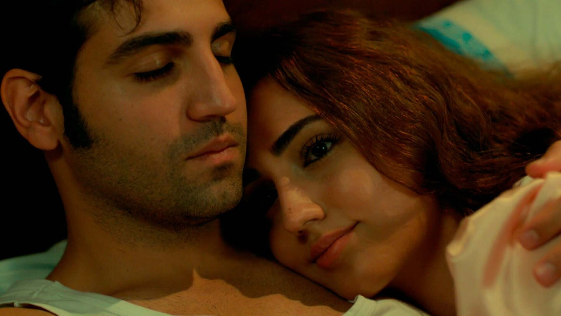 Çetin a Gülten: "A Fikret no le importa que Betül esté enamorada de él"