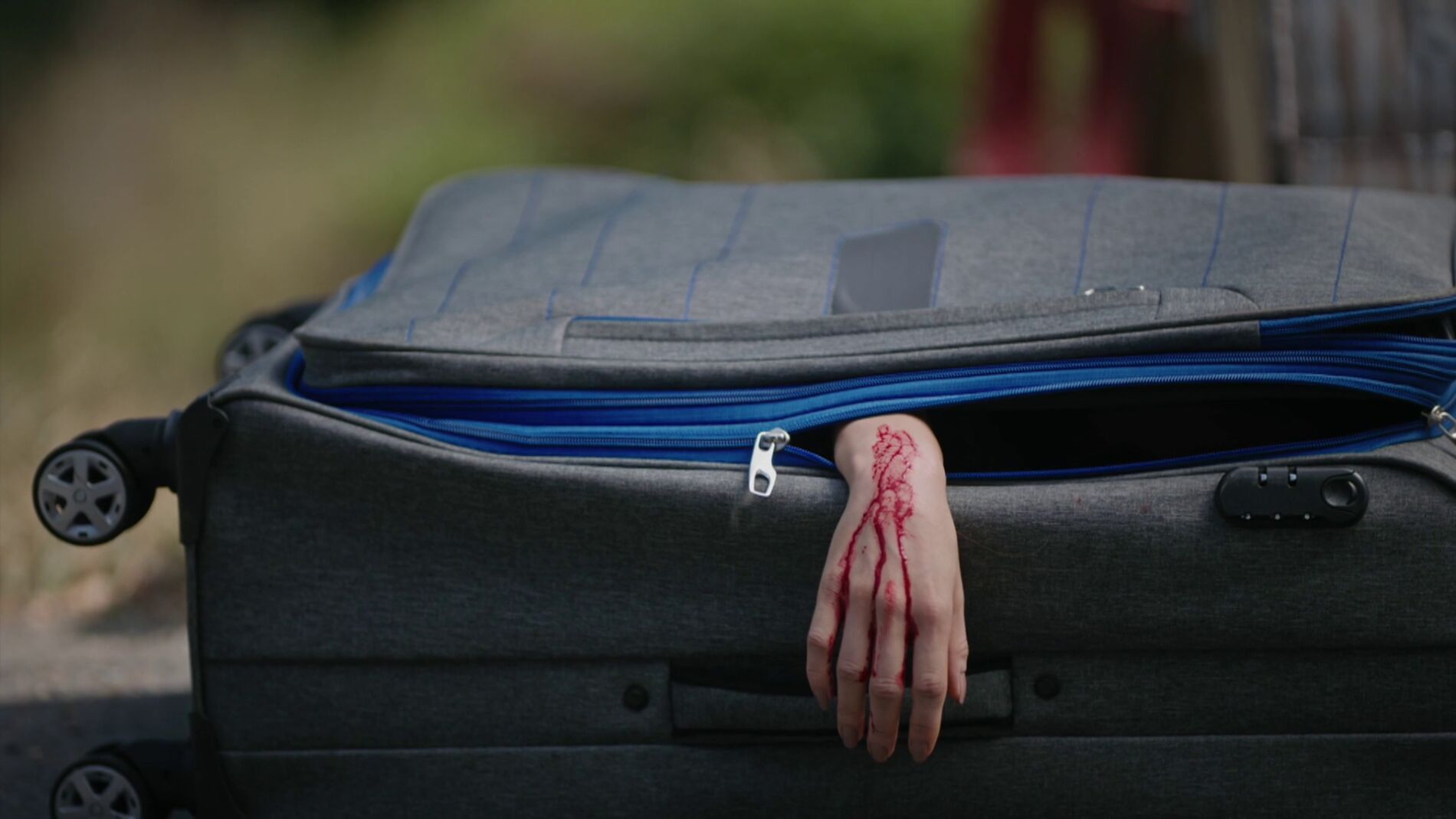 ¡La policía encuentra el cadáver de una persona que estaba dentro de ...