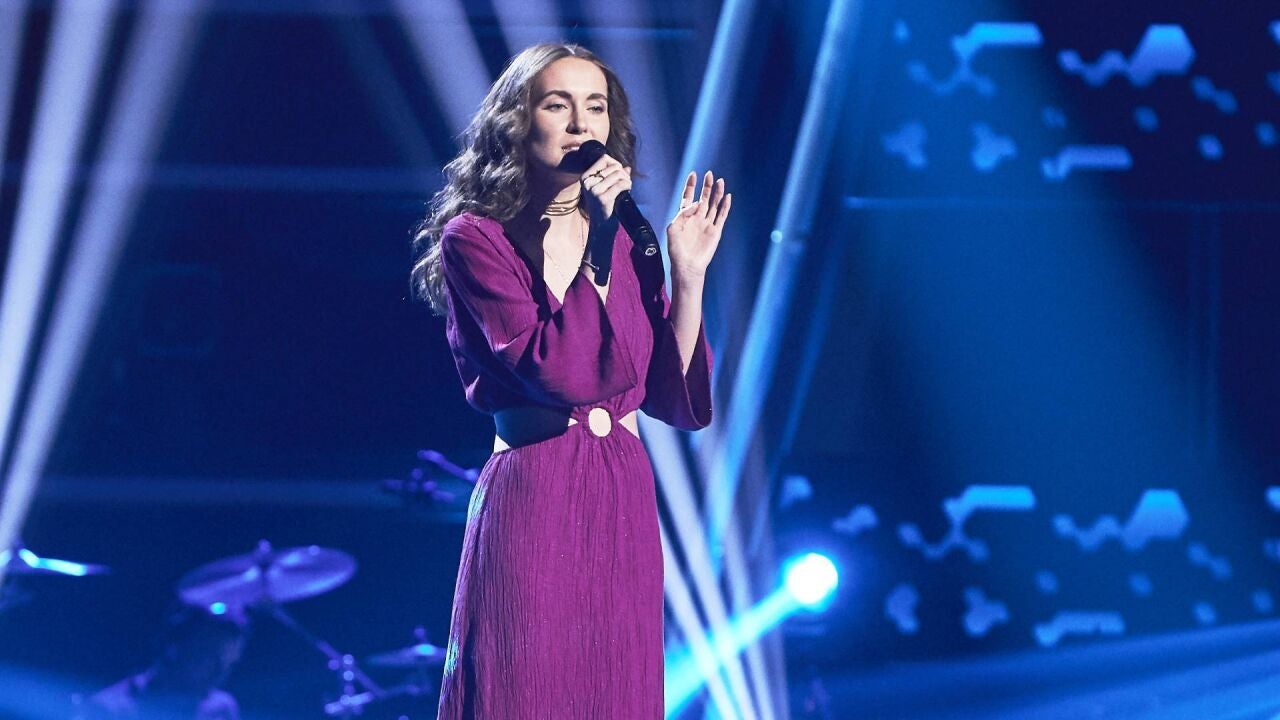 Leire Medina demuestra su dulce voz cantando un tema de Yoly Saa en ‘La ...