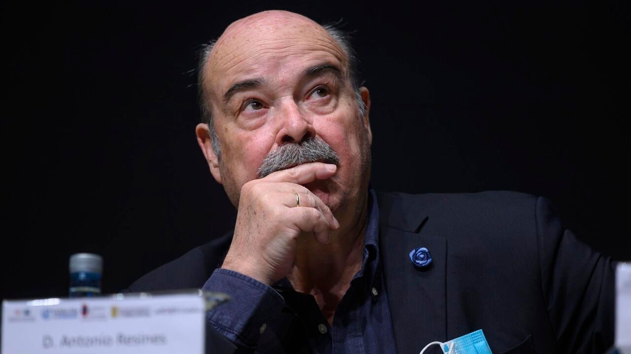 El actor Antonio Resines vuelve a dar positivo en covid y no recogerá ...