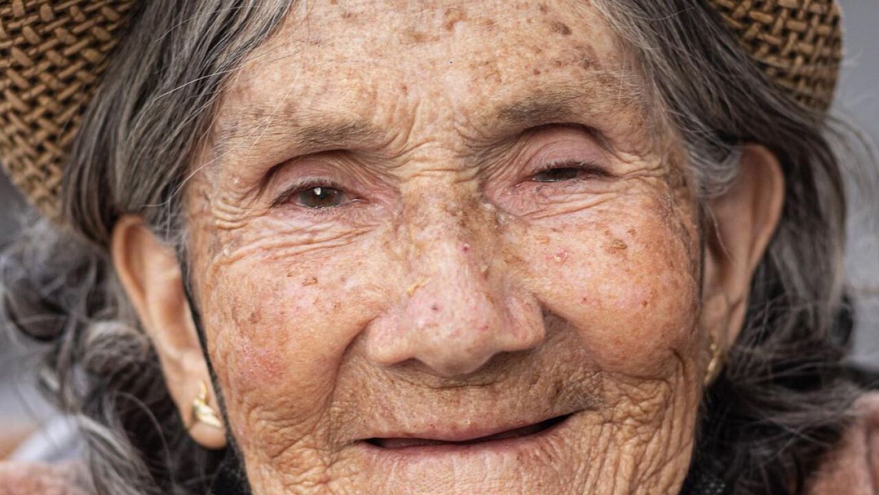 La desgarradora historia de una anciana que se ha hecho viral: su hija ...
