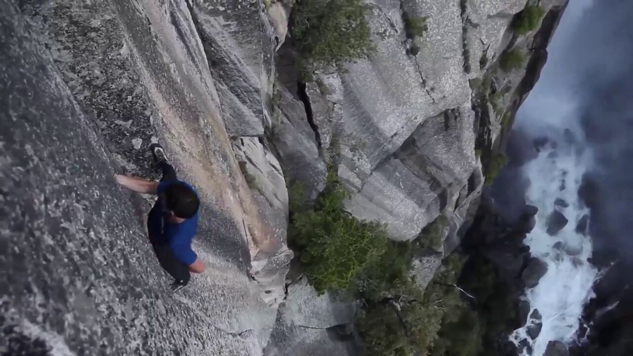 Sale a la luz el vídeo de la ascensión a vida o muerte de Alex Honnold ...