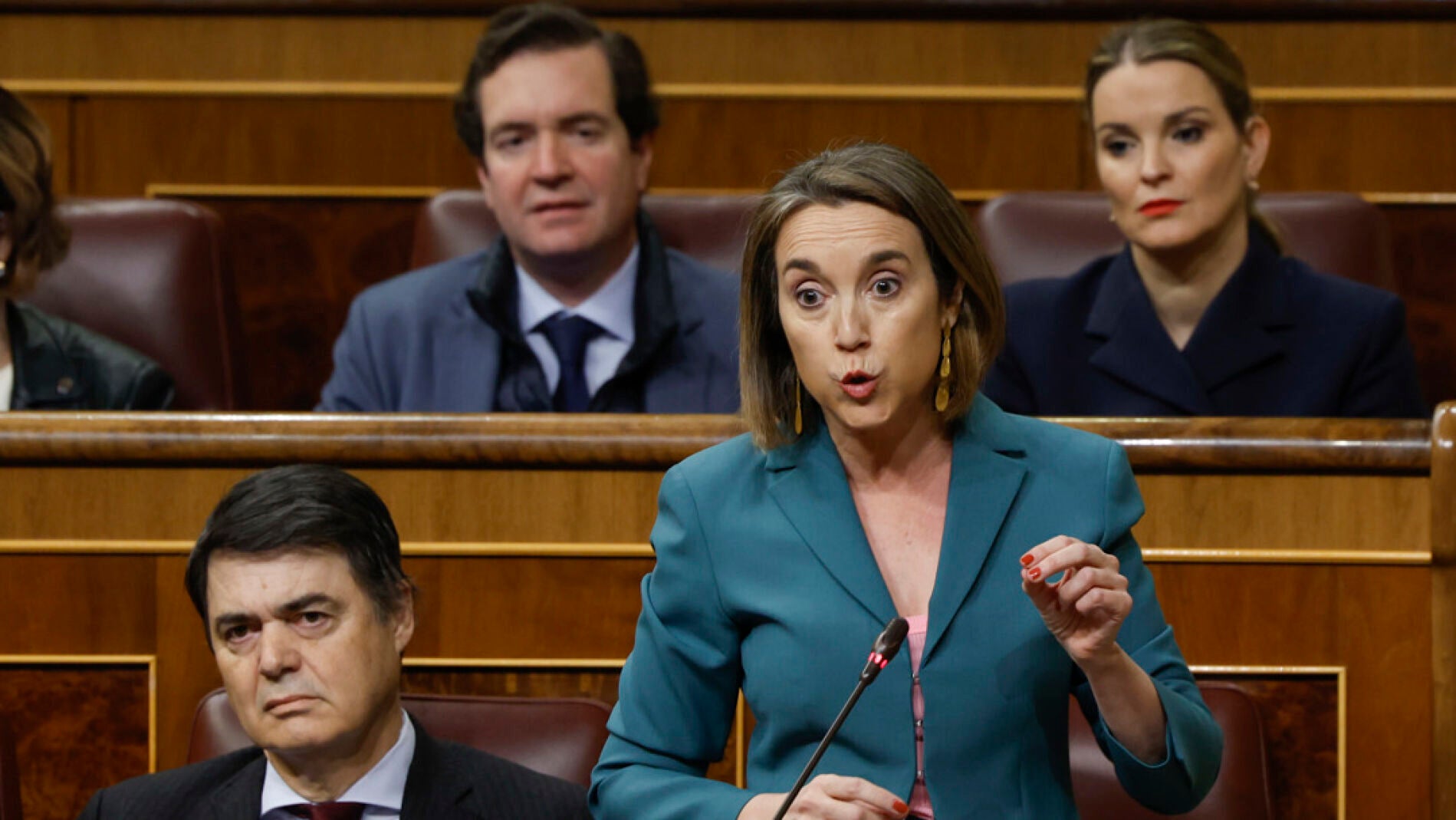 Gamarra, a Sánchez: "Tardó menos de 5 semanas en modificar la sedición ...