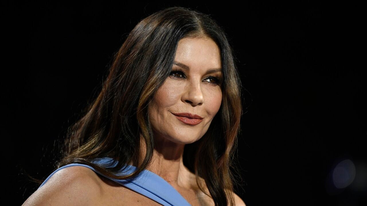 Catherine Zeta-Jones, la reina del transporte público: Así viaja en ...