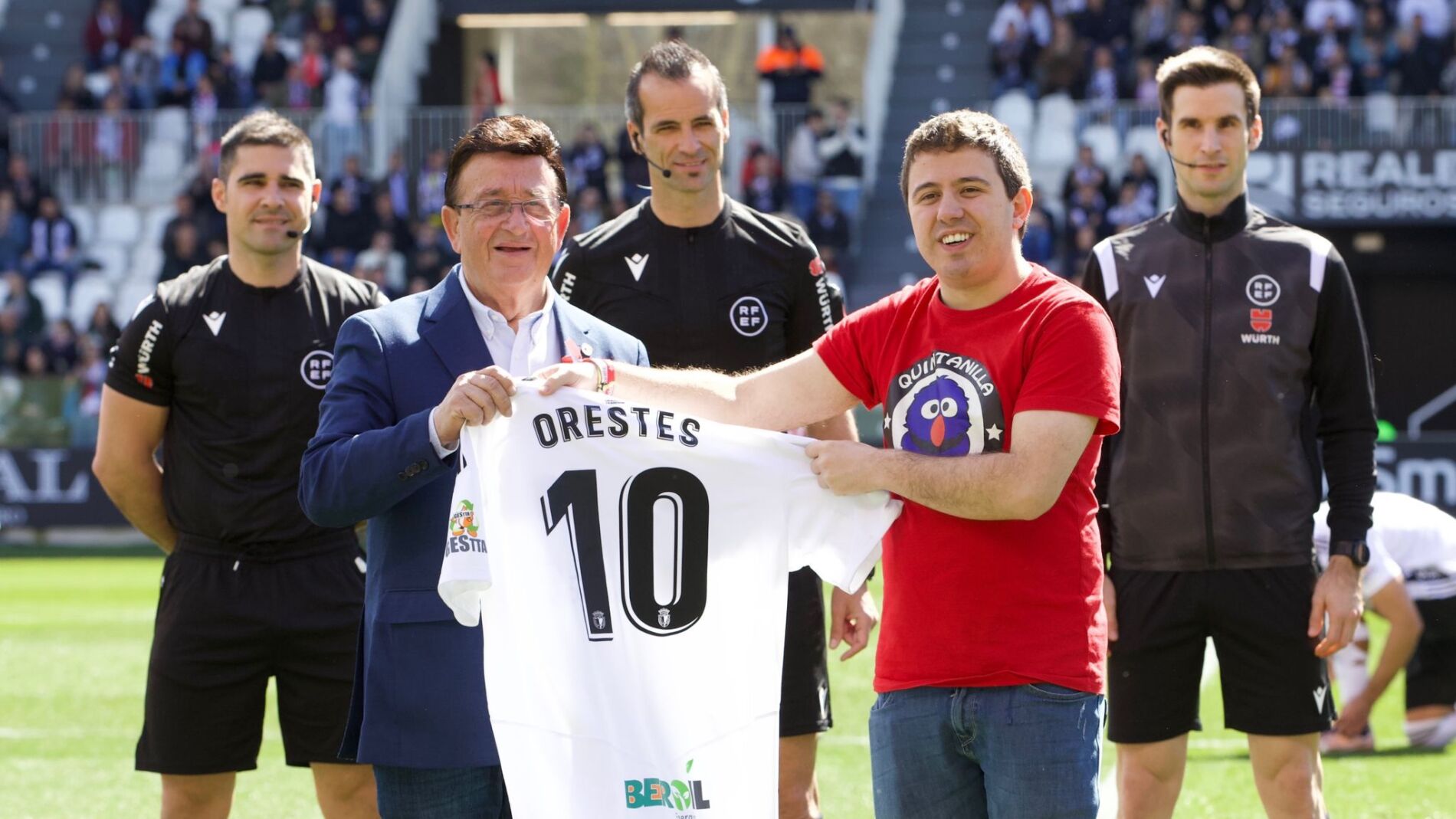 ¡Orestes 'ficha' por un club de fútbol! Recibe en Burgos su primer gran ...