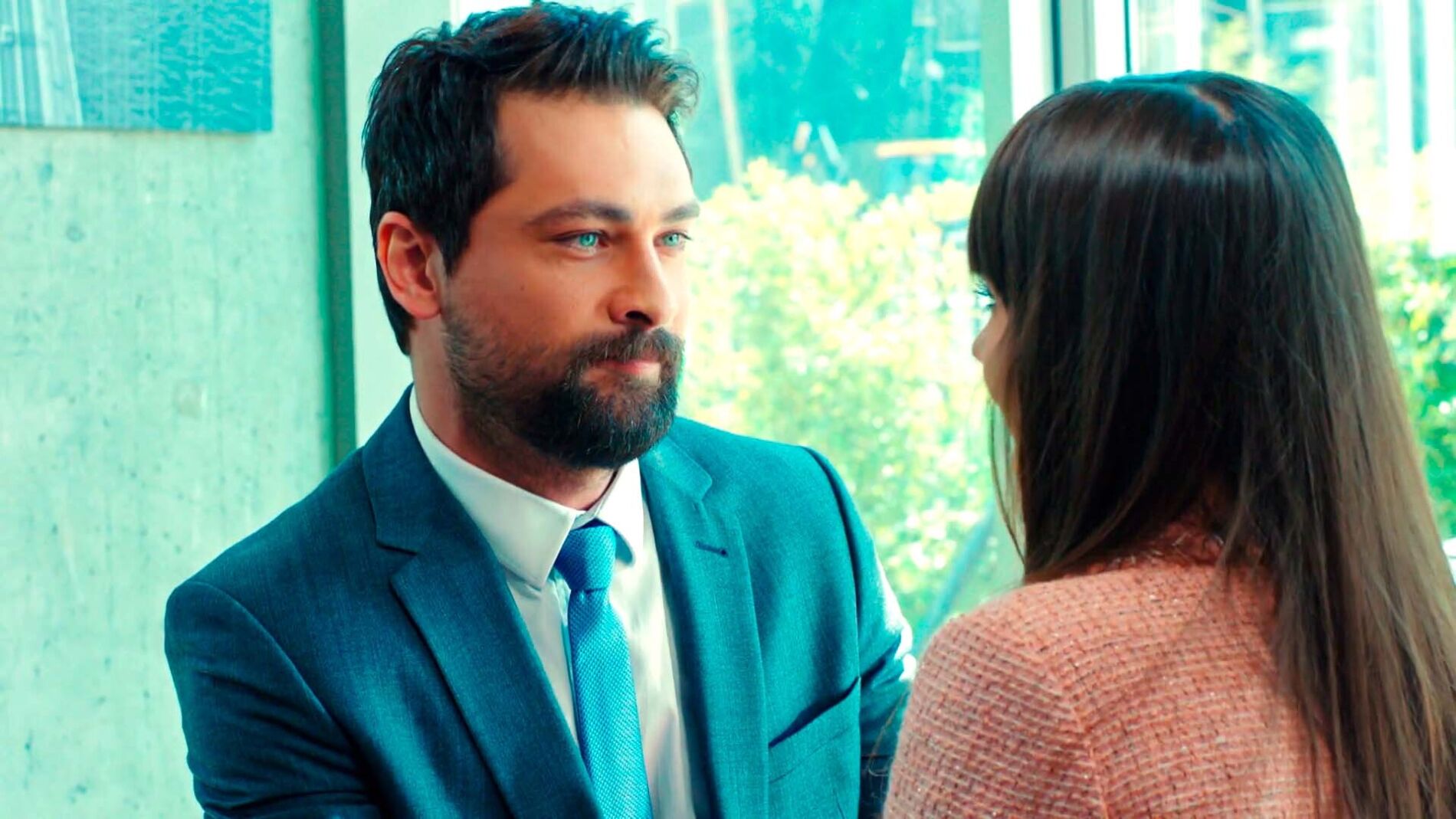 Alihan le pide matrimonio a Zeynep y ella acepta: "Eres la luz de mi vida"