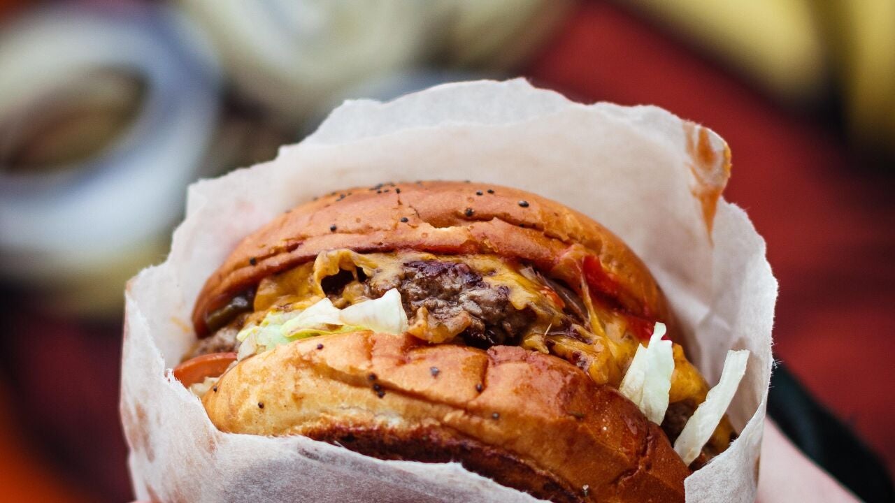 Cómo hacer una smash burguer en casa: Más barata y saludable