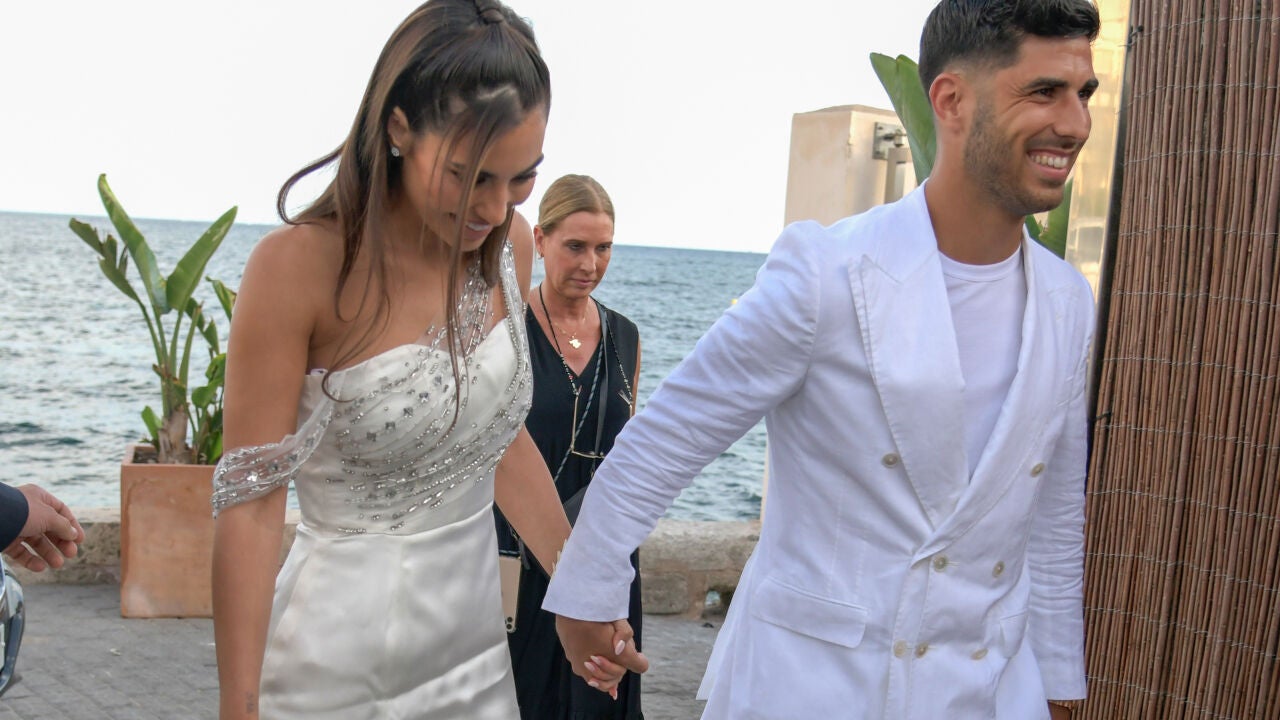 Marco Asensio, a punto de casarse en Mallorca: Este es el vestido que ...
