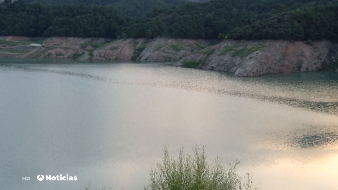 La sequía prolongada mengua las reservas de agua de los embalses