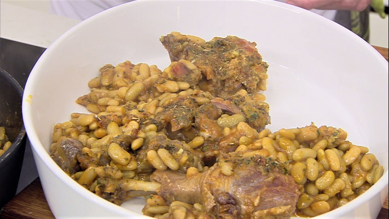 Alubias con pato: “Un plato muy rico con un toque francés”