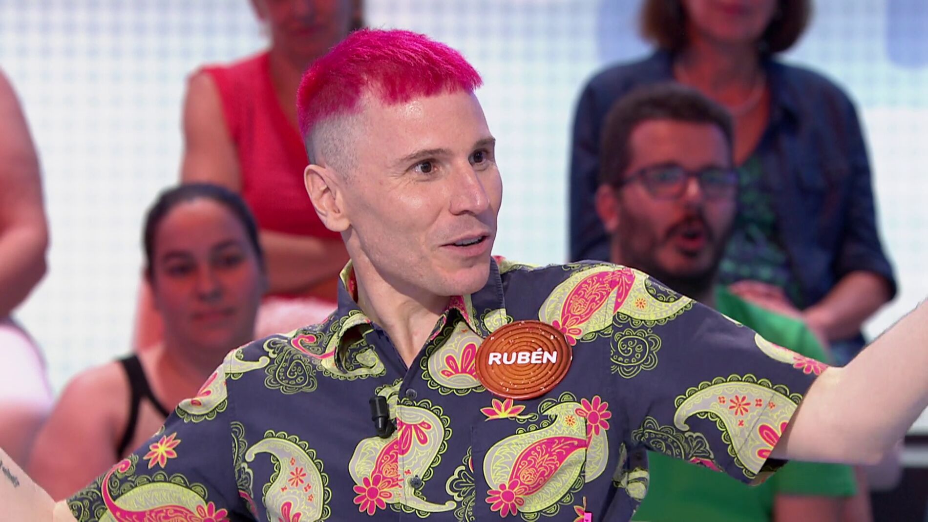 Qué golpe bajo!”: Rubén Ochandiano se pica con Víctor Gutiérrez