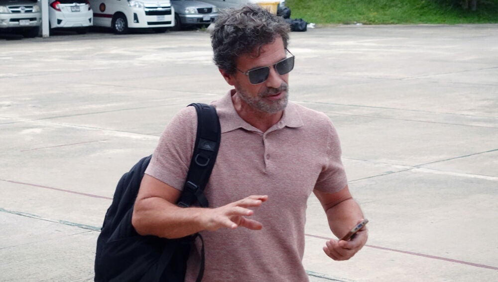 El motivo por el que Rodolfo Sancho regresa a España sólo unos días ...