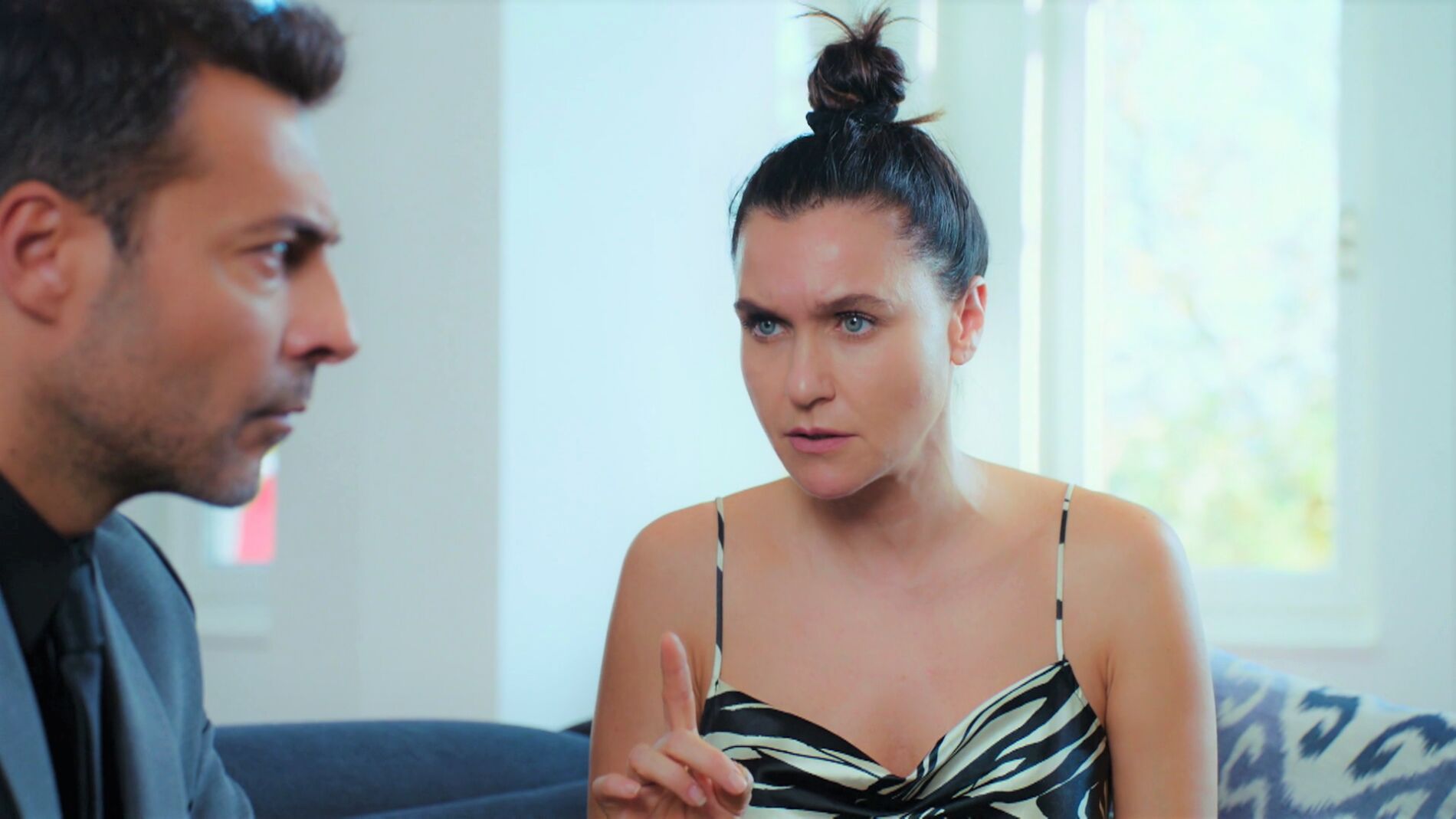 Avance del próximo capítulo de Pecado Original: Ender teme que Şahika atente contra la vida de Yiğit