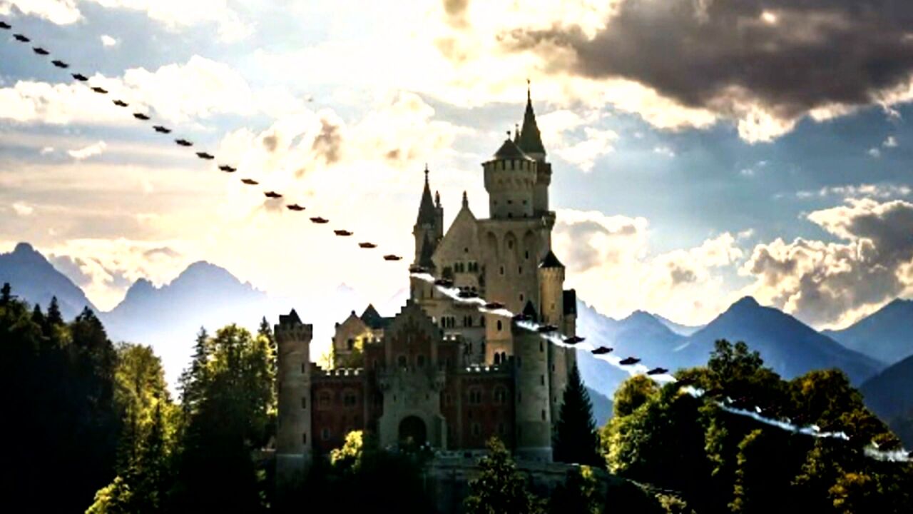 Max Manow sobrevuela a 200 km/h el castillo que inspiró al de Disney ...