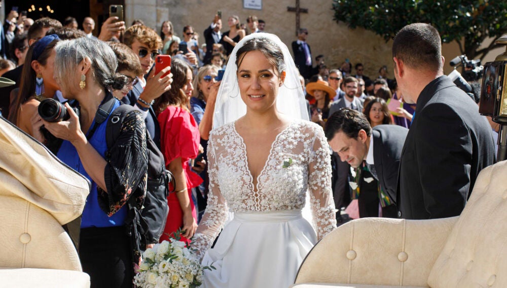 Carolina Monje, exnovia de Aless Lequio, se casa: Los detalles de su ...