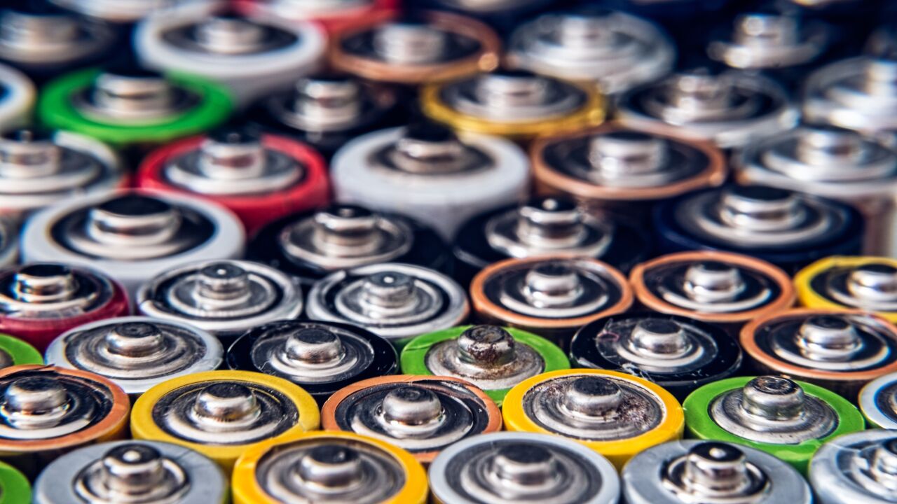 Truco para saber cuando las pilas están cargadas o descargadas