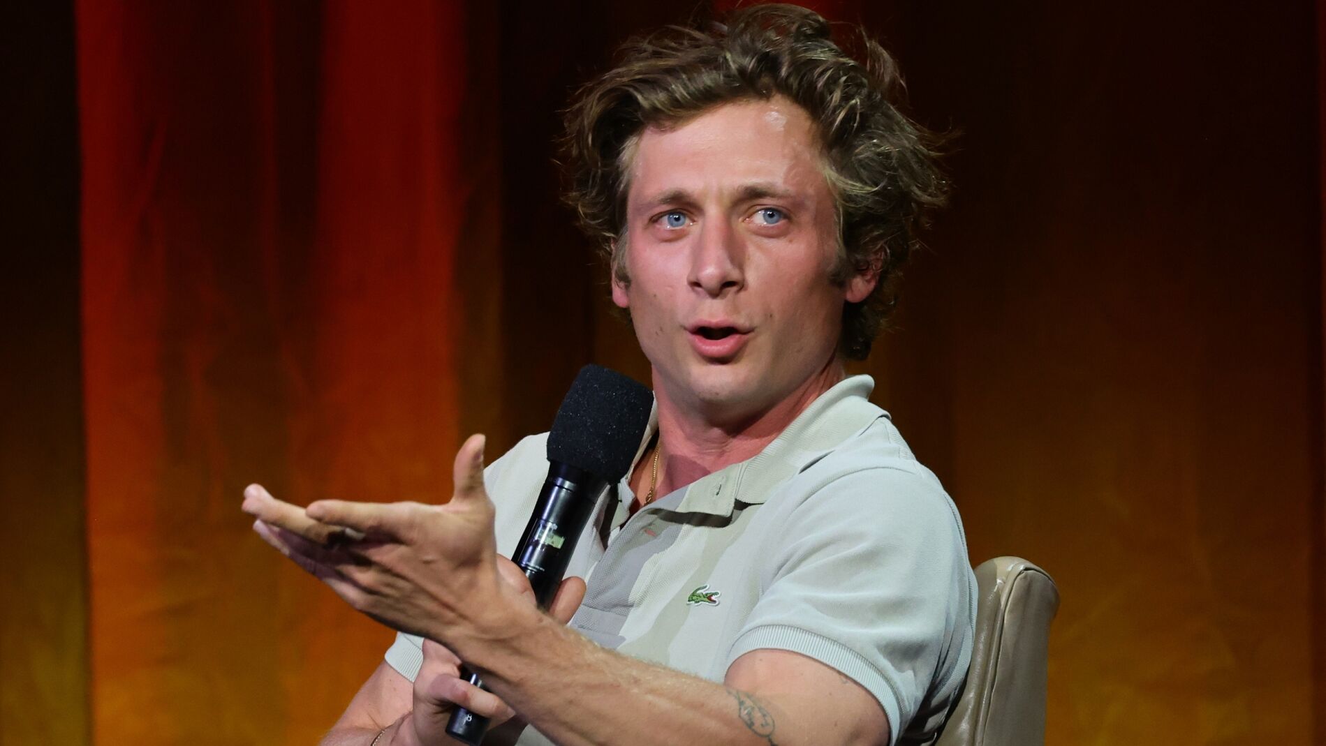 Jeremy Allen White habla sobre cómo ganó 18 kilos de músculo en su ...