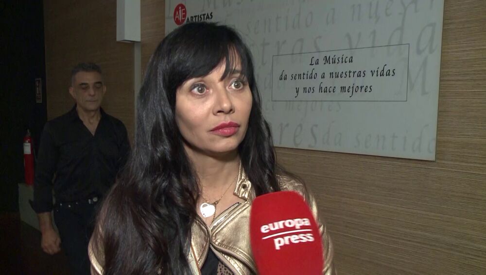 Así habla Mari Jose, la mujer de Lucas, sobre la cardiopatía del cantante