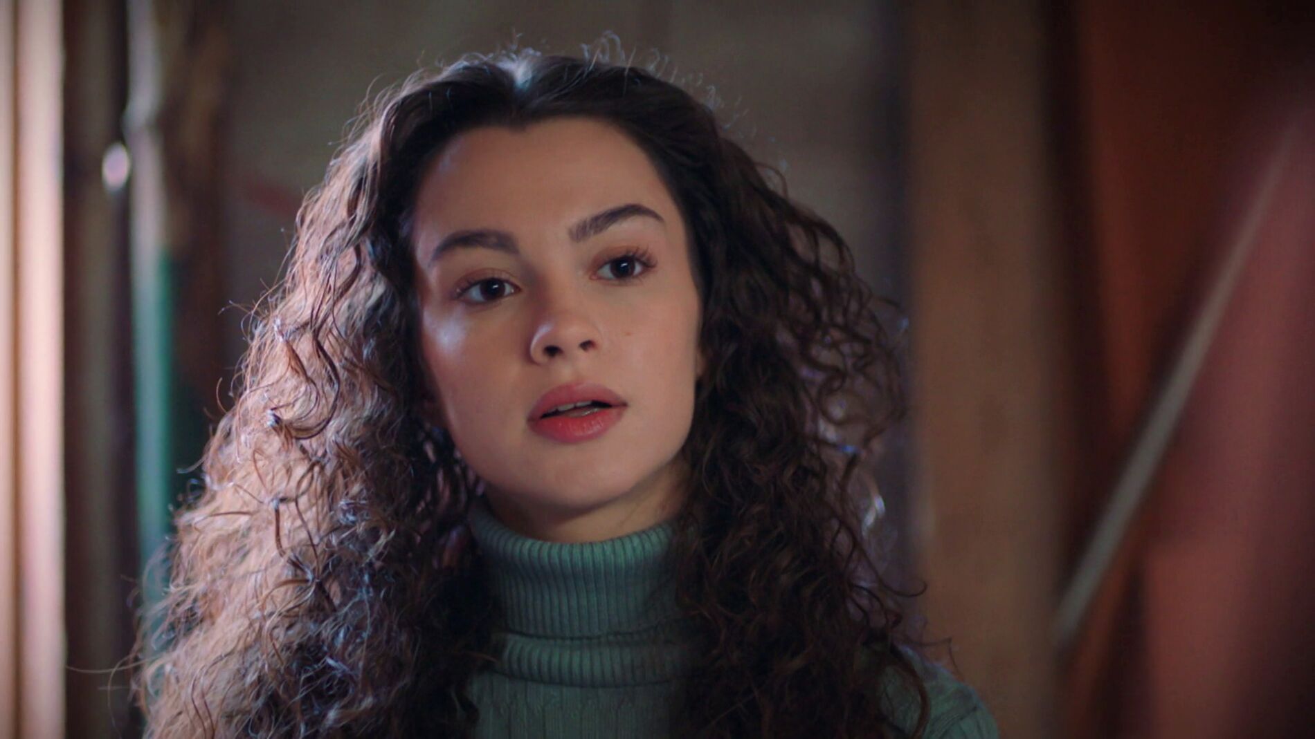 Ilayda Sezgin es Zehra Güven