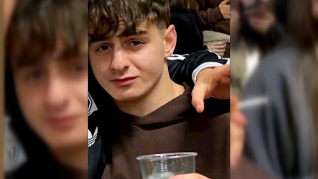 Se busca desesperadamente a Javier, un joven de 20 años que nunca ...