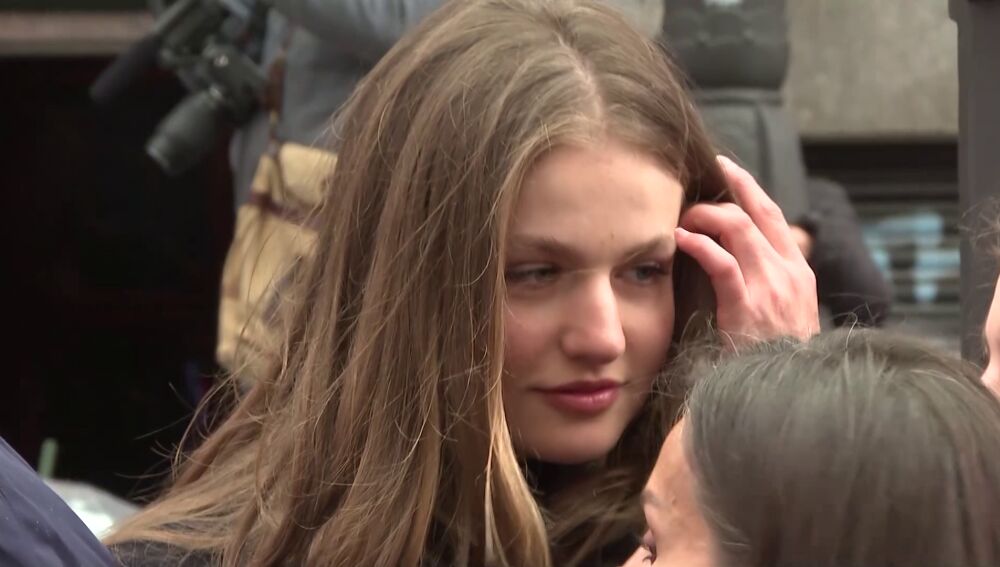 La princesa Leonor sorprende en Semana Santa con un importante cambio ...