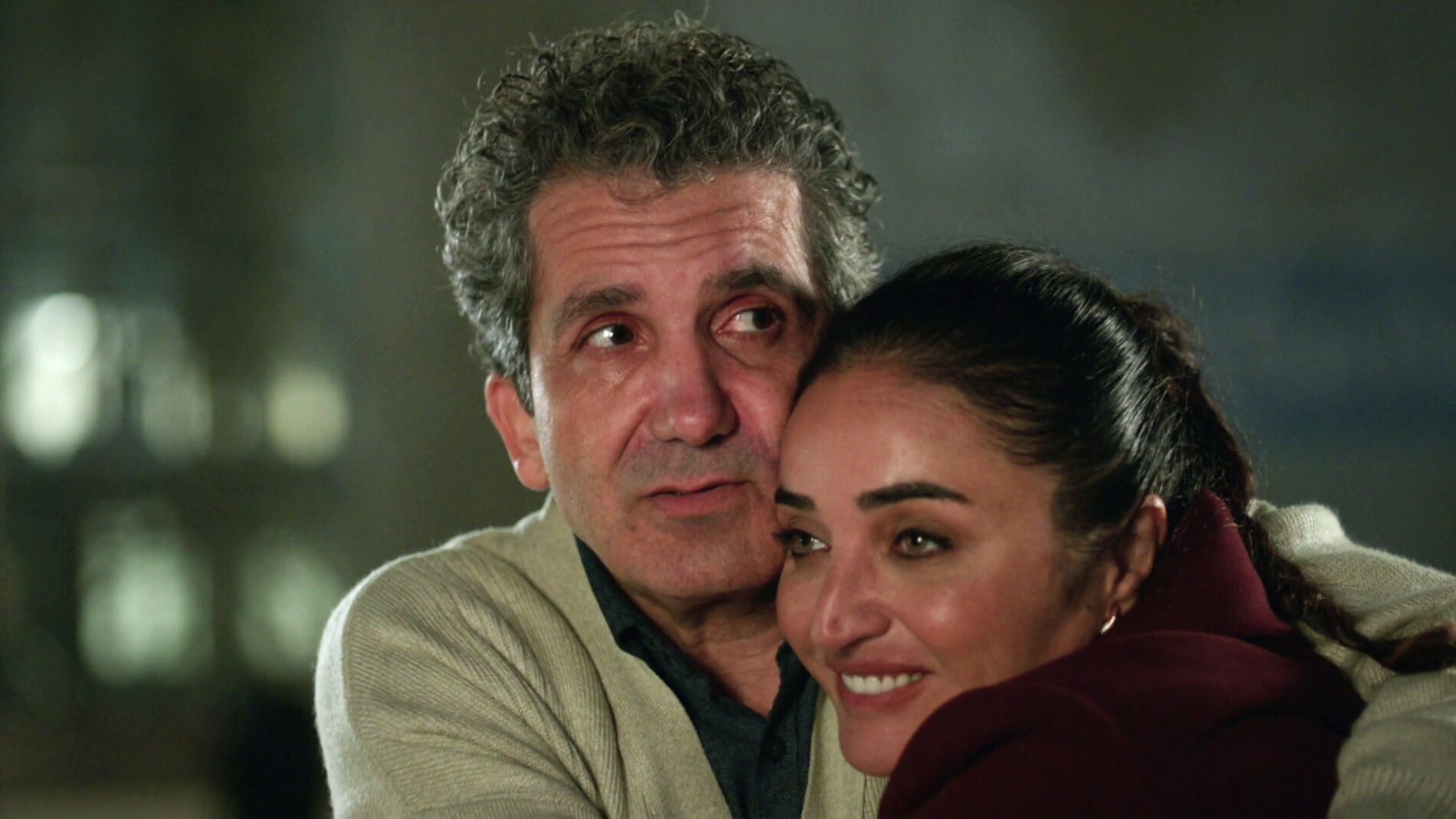 Dilara Sümbül es Elif