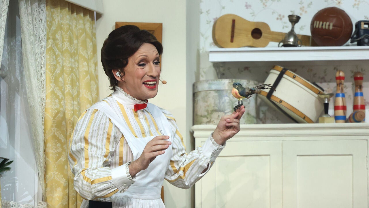El mágico homenaje de Miguel Lago a Mary Poppins hecho ‘Con un poco de ...