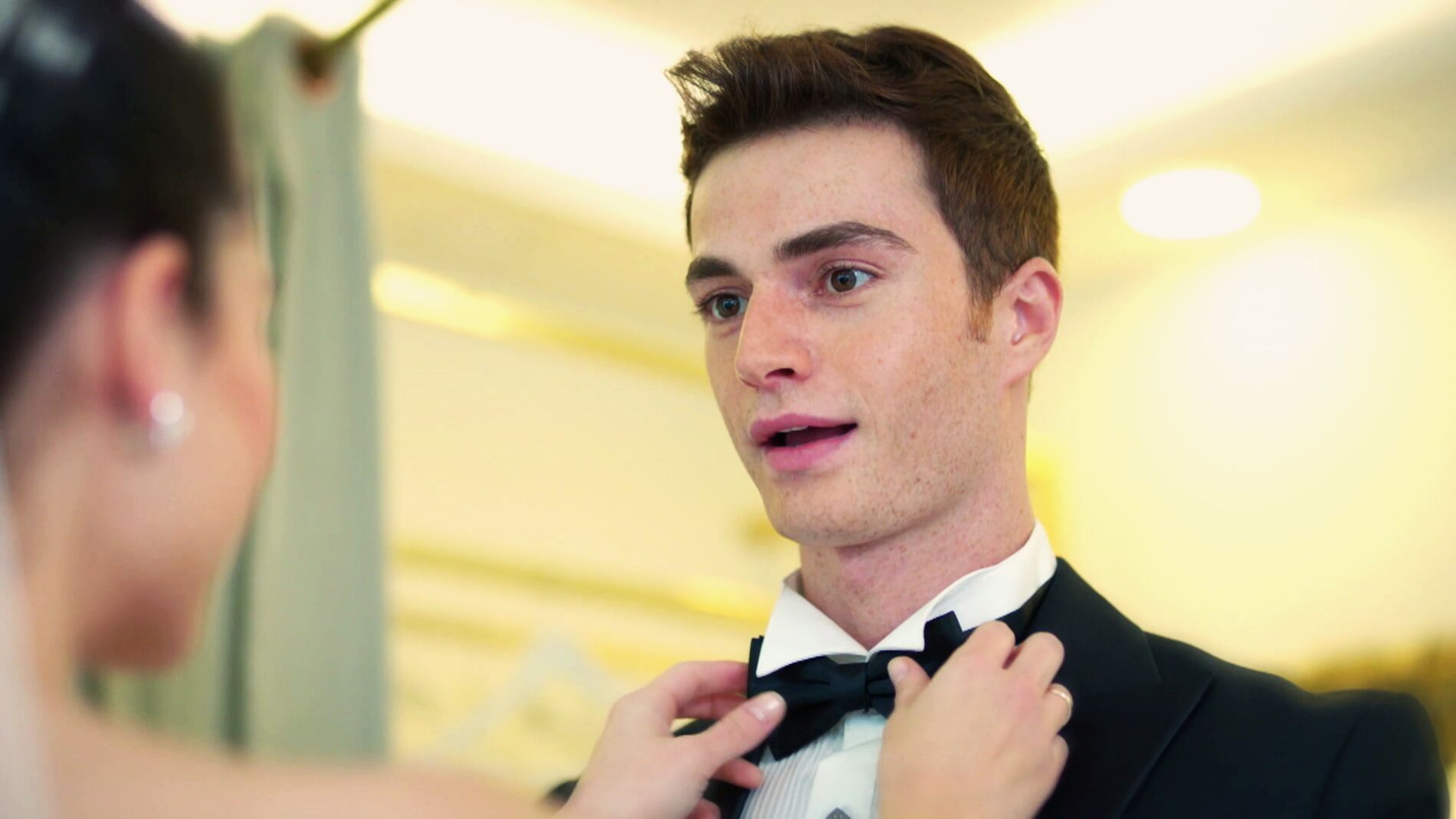 Sarp muerde el anzuelo al creer que Lydia está enamorado de él, pero ...