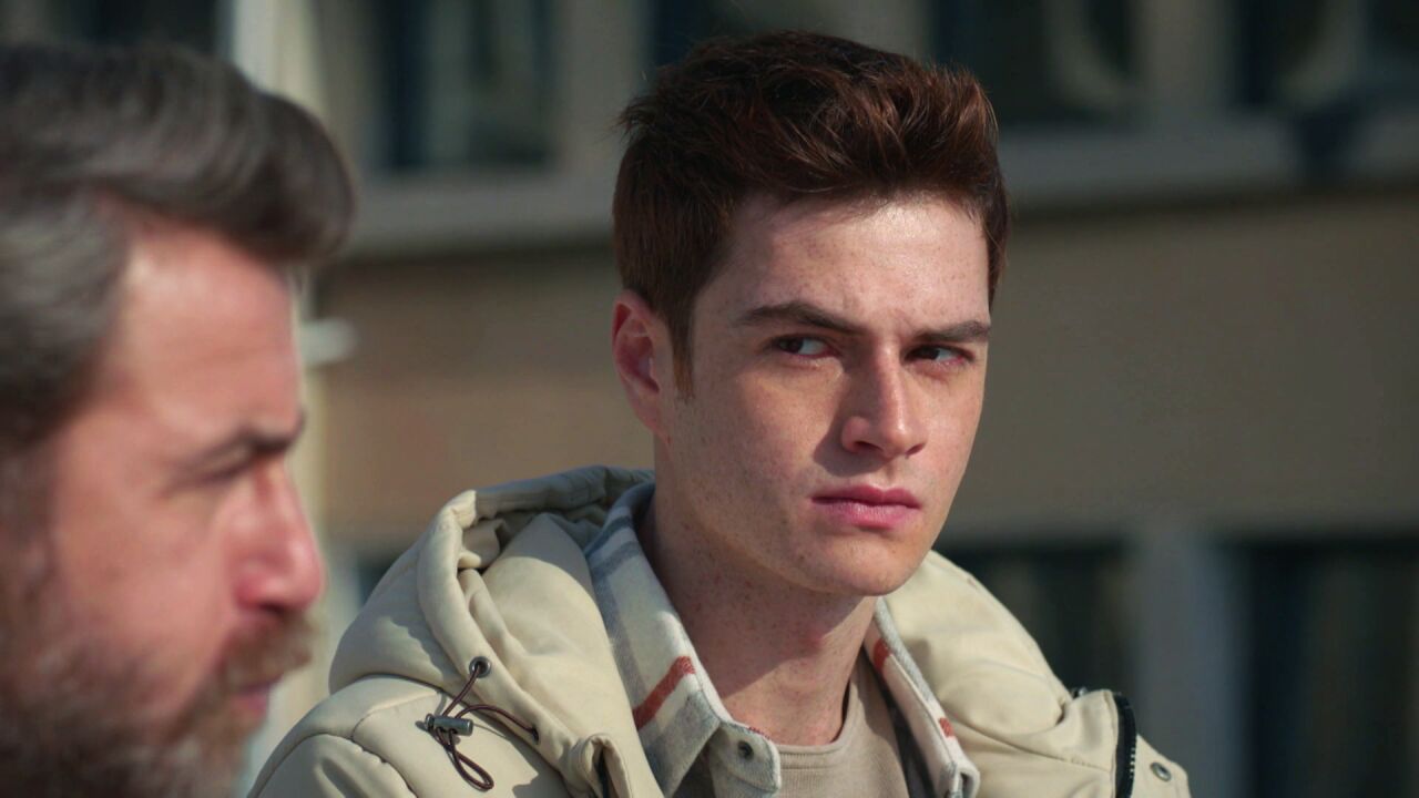 Berk y su padre, cada vez más cerca: ¿Gokhan tendrá buenas intenciones?