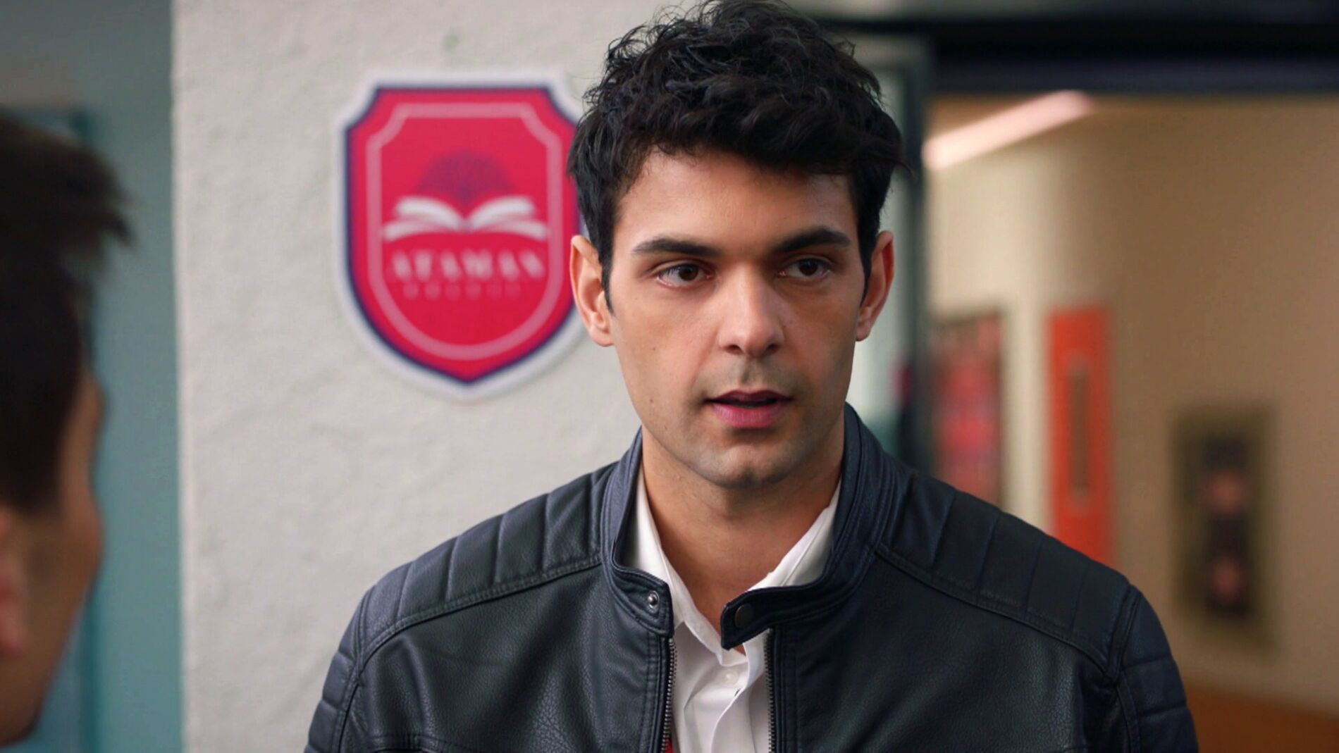 Suzan, en shock, echa a Ömer de su casa: "¿Qué le has hecho a mi hija?"