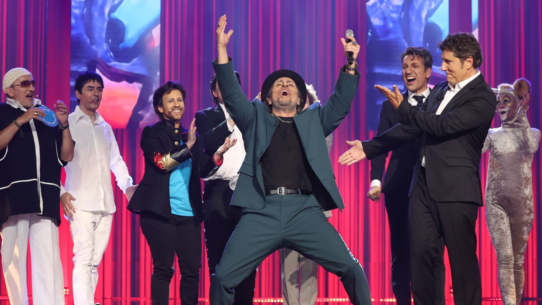 La maestría de David Bustamante como Joaquín Sabina conquista en una ...