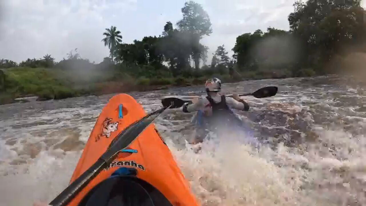 La nueva aventura de los kayakistas Adrian Mattern y Dane Jackson en el ...