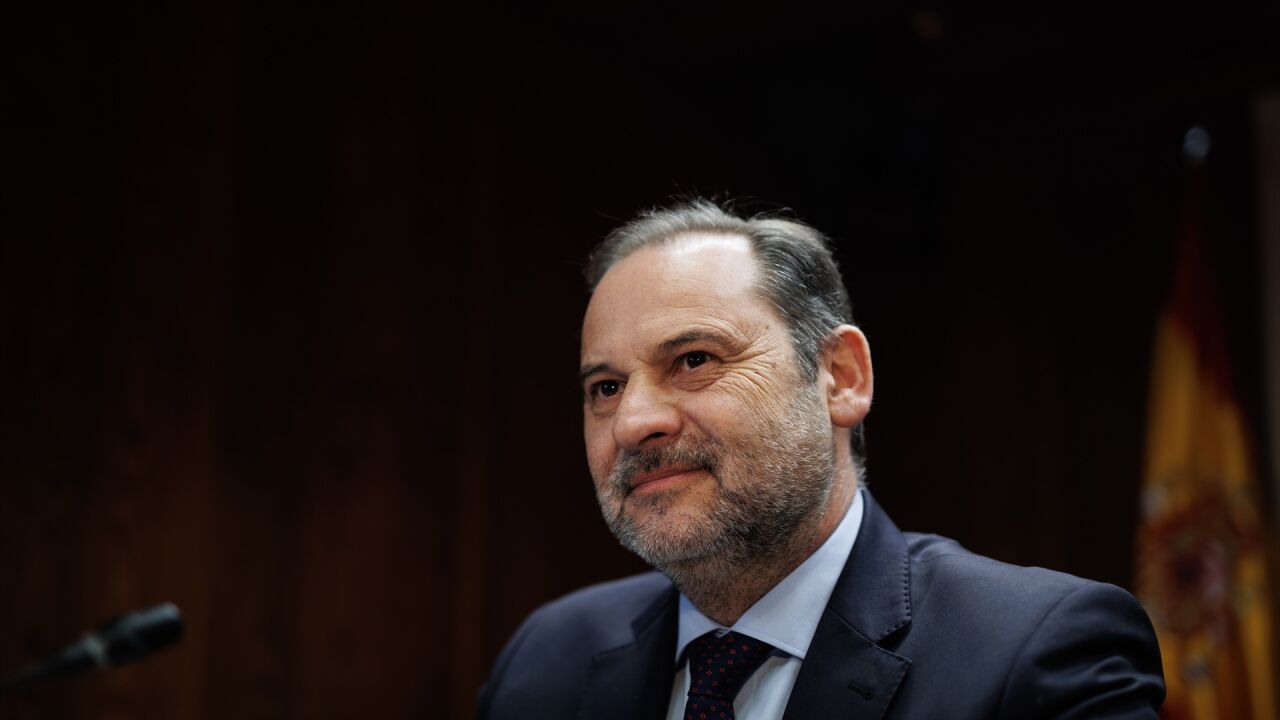 El Congreso apoya por unanimidad el suplicatorio para que Ábalos sea ...