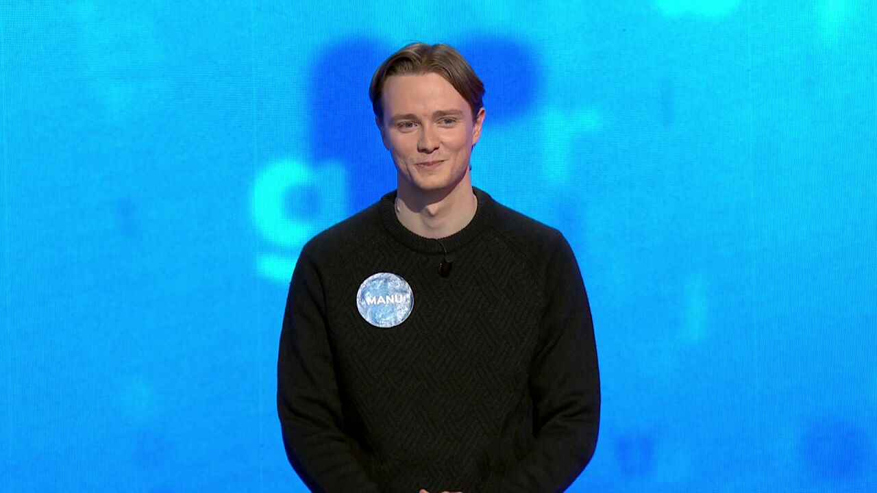 Los invitados de Pasapalabra flipan con el poema de Manu: “Ésa no la ...