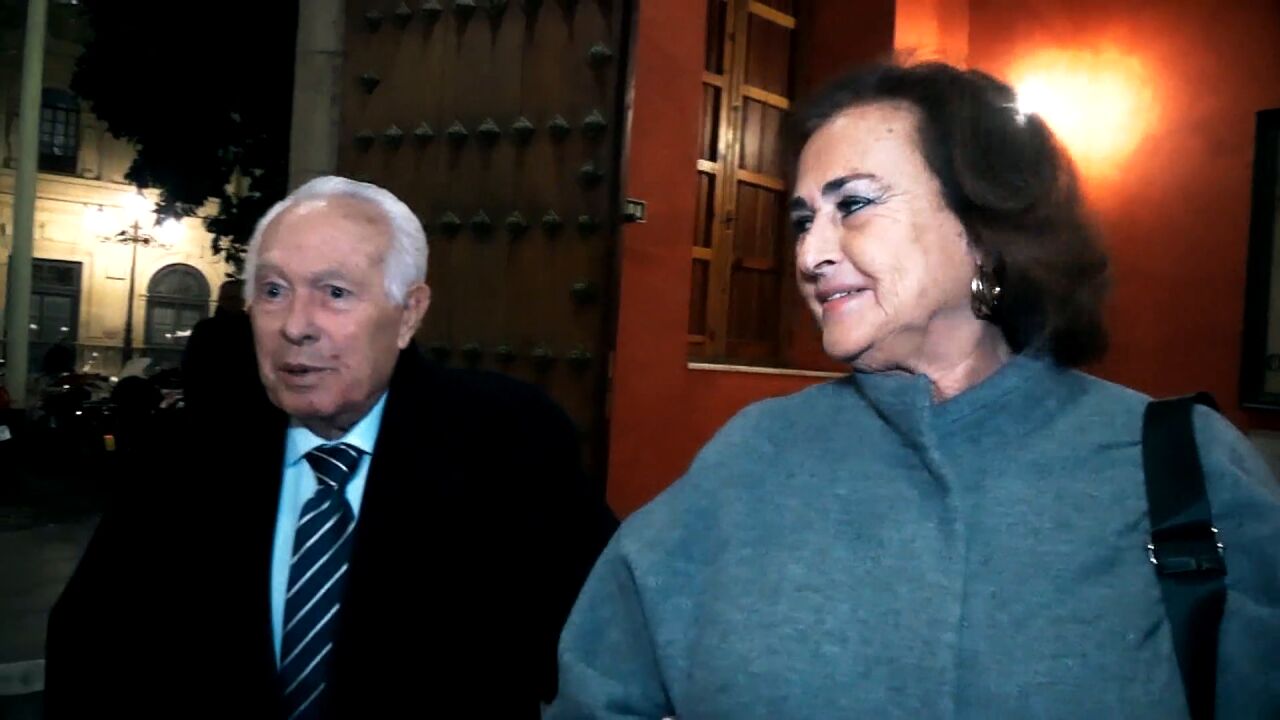 Carmen Tello, esposa de Curro Romero, indignada ante los bulos de su ...